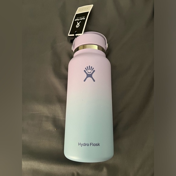 Hydro Flask | Kitchen | Limited Edition Hydro Flask Aurora 32oz Flask ...